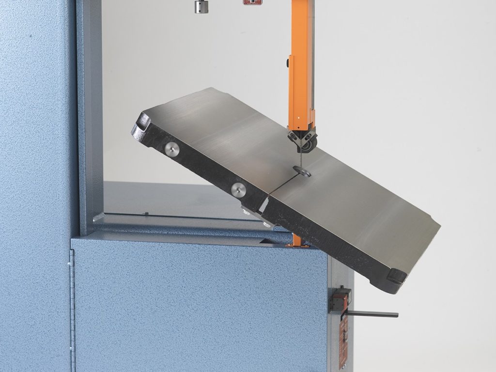 DoALL 20" Vertical Contour Band Saw, 2013-V3 - Norman Machine Tool