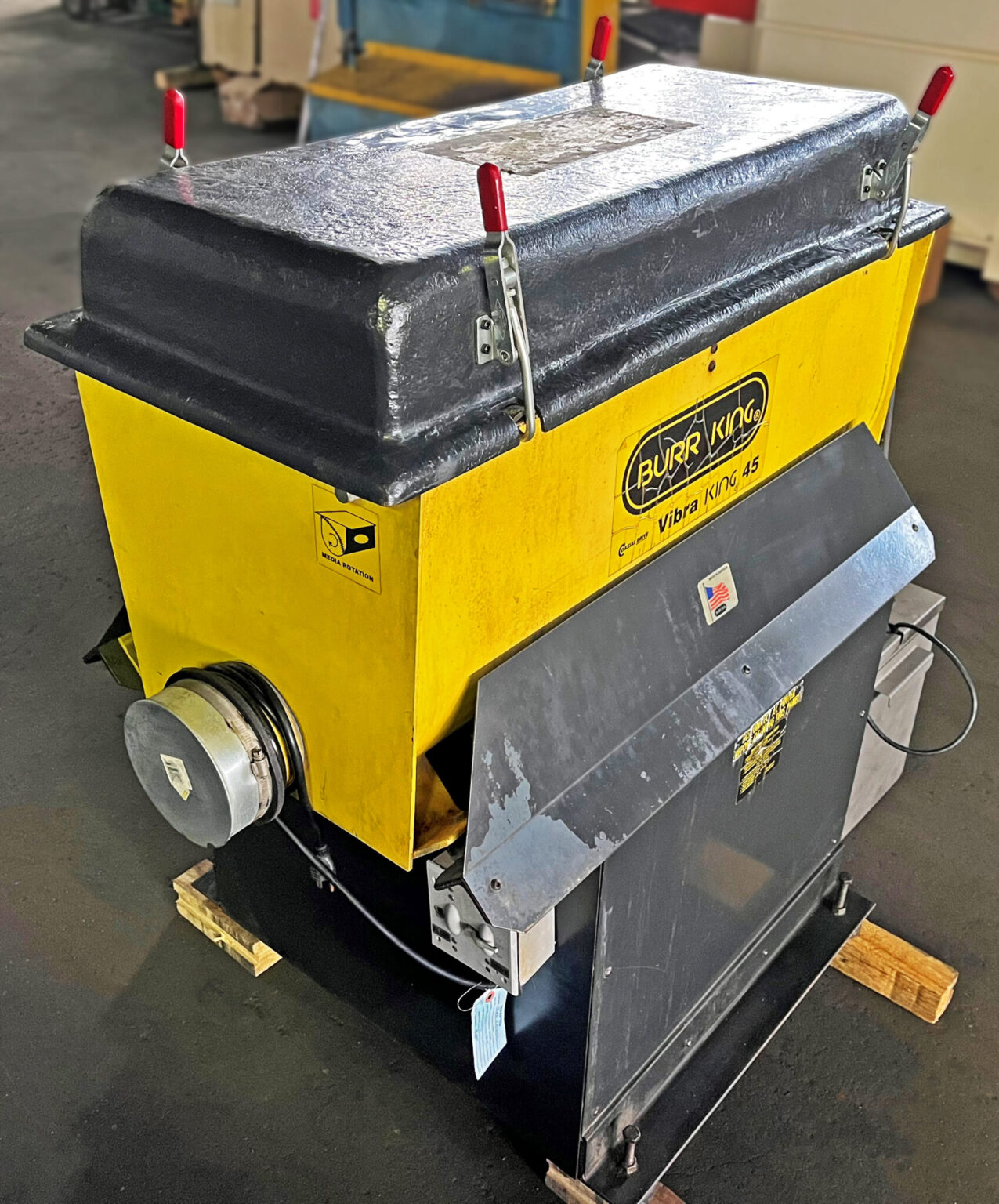 Burr King 4.5 Cubic Feet Vibra King 45 Vibratory Chamber - Norman ...